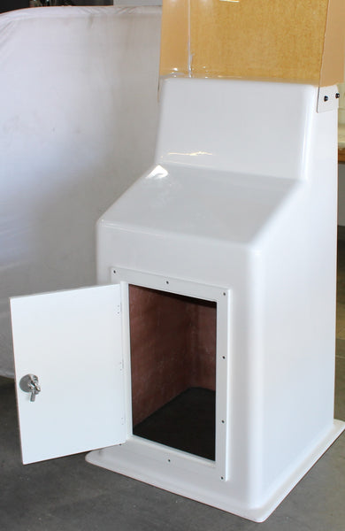 SLCC03 center console with windshield and console door – Marine ...